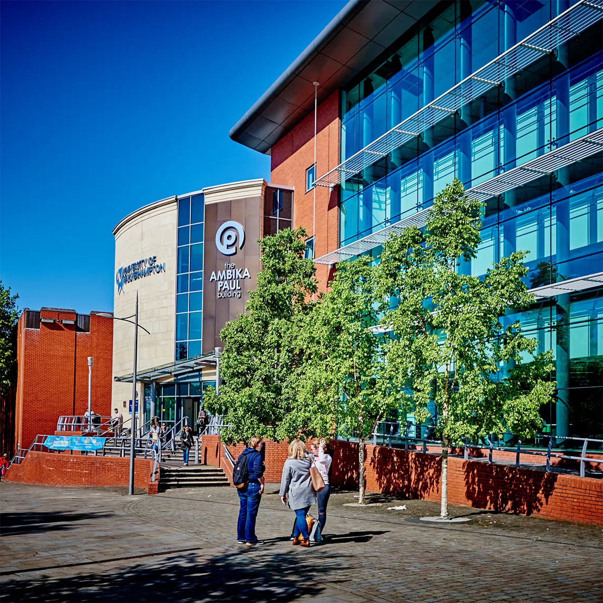 International MBA (Top-Up) - 100% Online - University of Wolverhampton